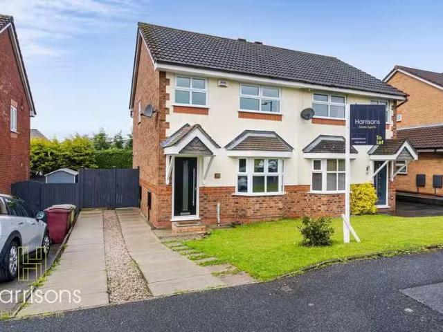 3 bedroom semi detached house for rent in Thorsby Close, Bolto.