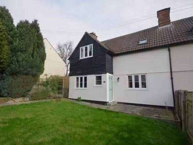3 bedroom semi detached house for rent in The Glebe, Elmdon, C.