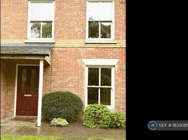3 Bedroom Semi detached House For Rent In Twyford