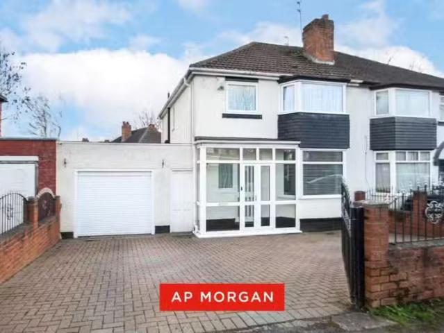 3 bedroom semi detached house for rent in Turves Green, Birmin.
