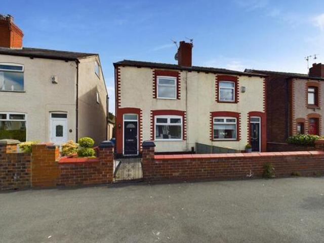 3 Bedroom Semi detached House For Rent In Tyldesley
