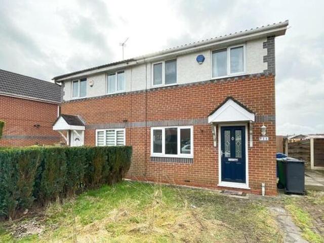3 Bedroom Semi detached House For Rent In Tyldesley