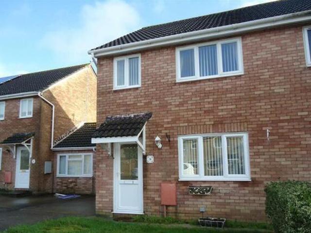 3 Bedroom Semi detached House For Rent In Undy