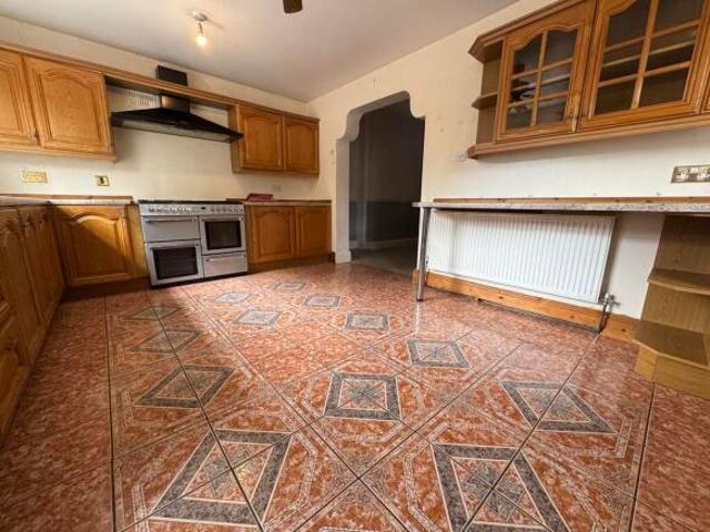 3 bedroom semi detached house for rent in Uppermoor Road, DE24