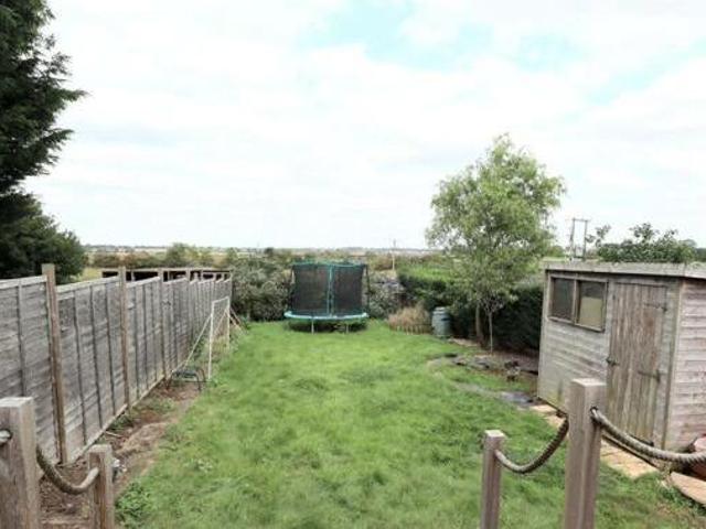 3 Bedroom Semi detached House For Rent In Uppingham