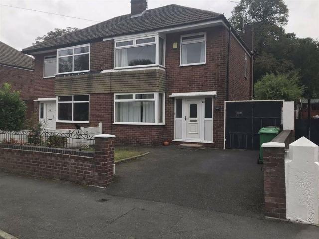 3 bedroom semi detached house for rent in Victoria Road, Whalley Range, Manchester, M16
