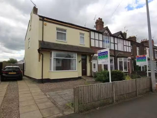 3 bedroom semi detached house for rent in Vicars Cross Road, V.