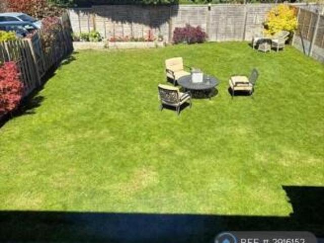 3 bedroom semi detached house for rent in Walton Place, Pannal, Harrogate, HG3