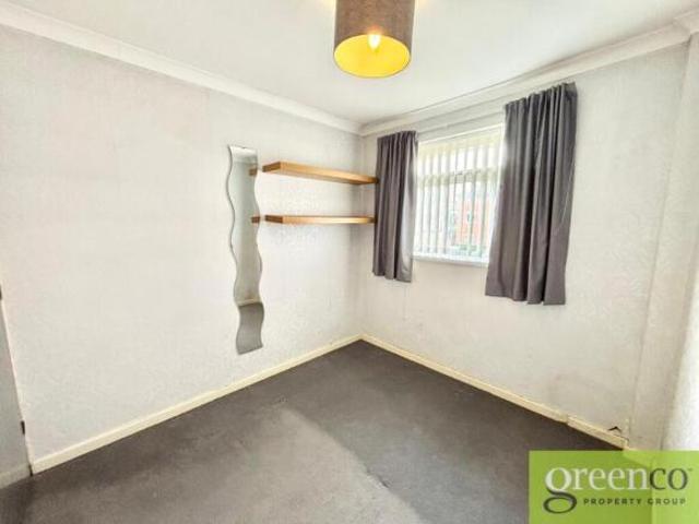 3 bedroom semi detached house for rent in Walker Street, Warrington, WA2
