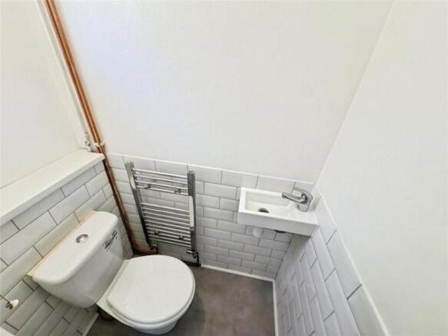 3 bedroom semi detached house for rent in Waverley Avenue, Doncaster, South Yorkshire, DN4
