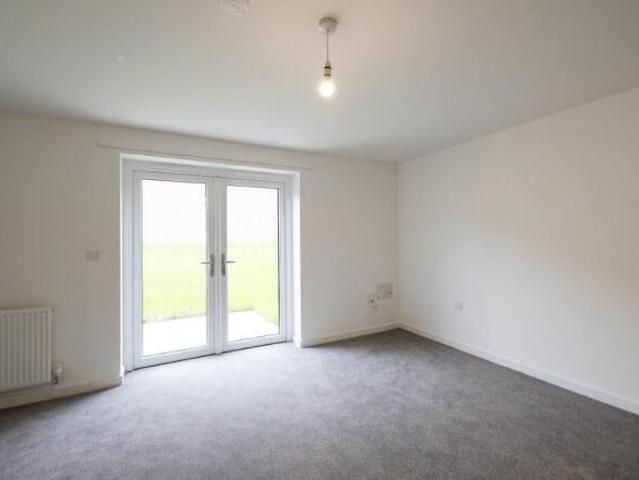 3 bedroom semi detached house for rent in Wayside, Newcastle Upon Tyne, NE15