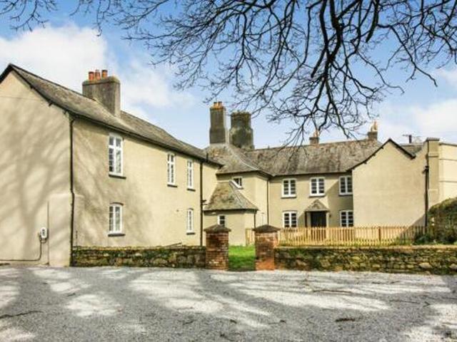 3 Bedroom Semi detached House For Rent In Wearde Road