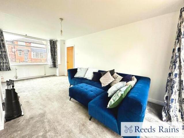 3 bedroom semi detached house for rent in Welwyn Drive, Salford, Greater Manchester, M6
