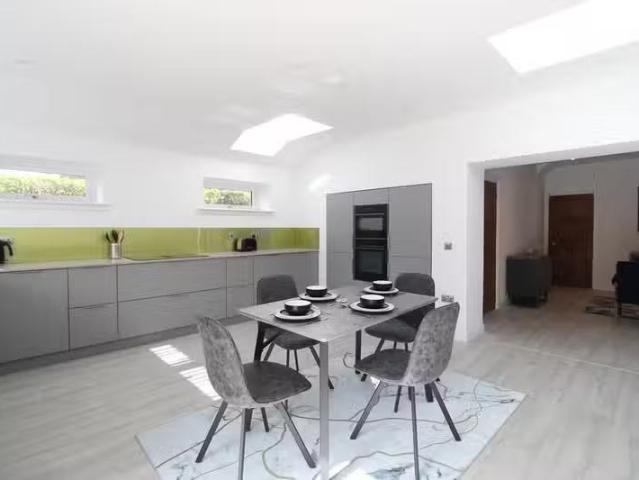 3 bedroom semi detached house for rent in Wellbrae Terrace, Ab.