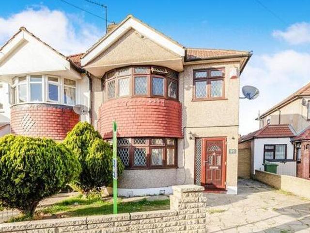 3 Bedroom Semi detached House For Rent In Welling, Kent
