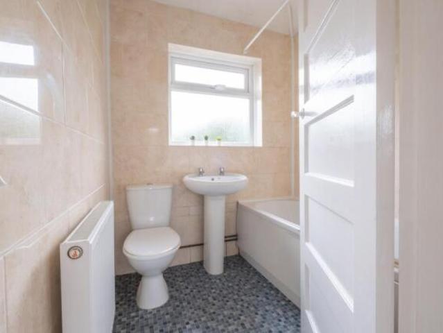 3 bedroom semi detached house for rent in Westdean Avenue Lee SE12