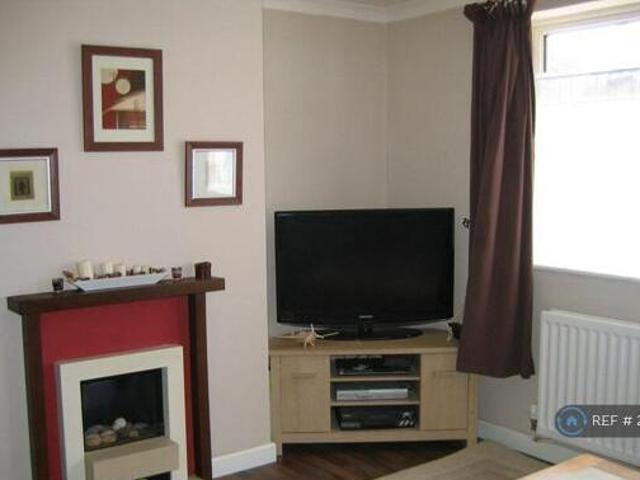 3 Bedroom Semi detached House For Rent In Weston Favell Village, Northampton
