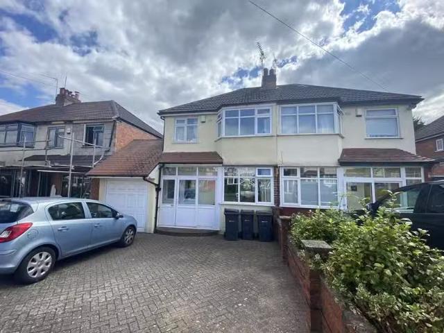 3 bedroom semi detached house for rent in Weymoor Road, Harbor.