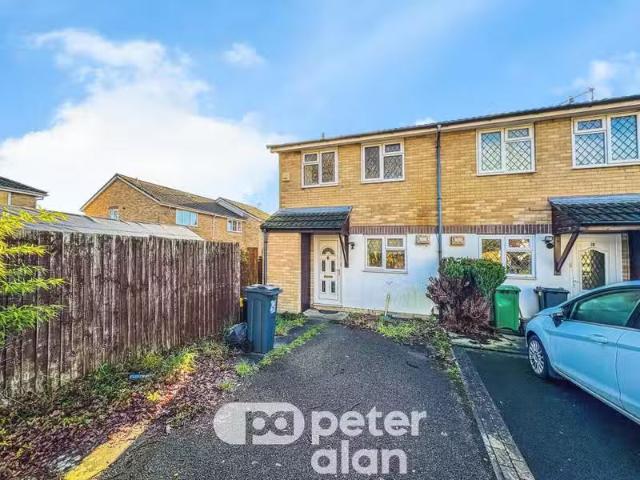 3 bedroom semi detached house for rent in Wicken Close, St. Me.