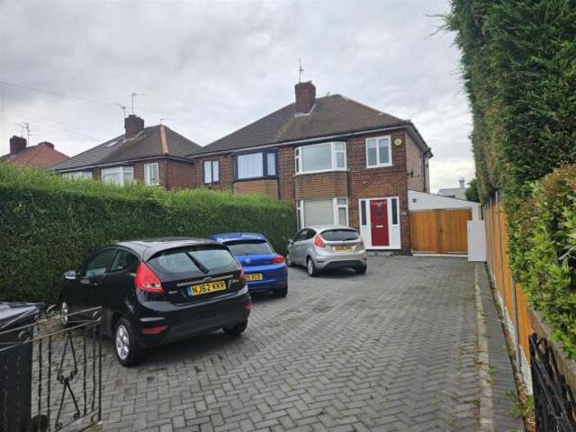 3 bedroom semi detached house for rent in Wiltshire Road, Chaddesden, Derby, DE21