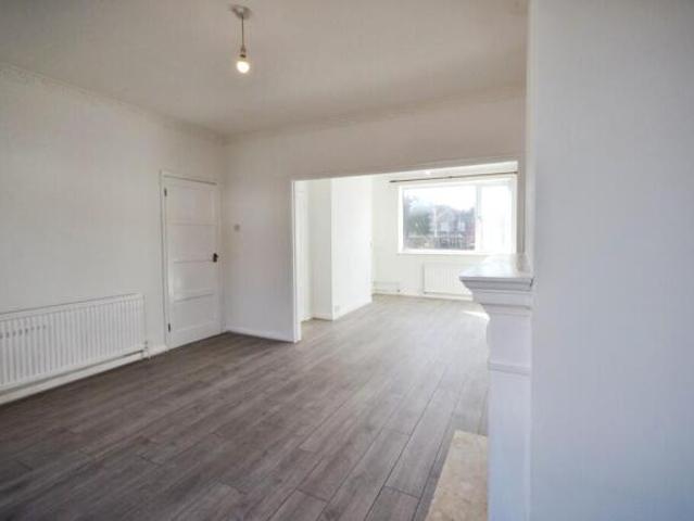 3 bedroom semi detached house for rent in Wilnicott Road, Braunstone, LE3