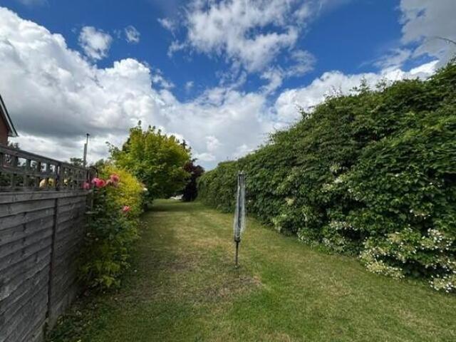 3 bedroom semi detached house for rent in Wiremill Close, Kingstanding, B44 8HQ, B44