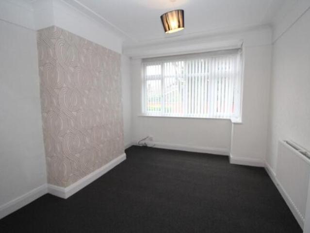 3 bedroom semi detached house for rent in Woodbourne Road, Broadgreen, L14