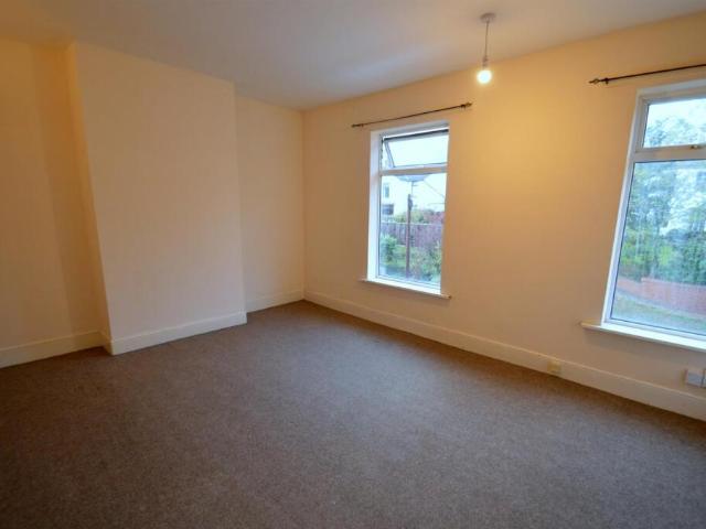 3 bedroom semi detached house for rent in Woodbridge Road, Ipswich, IP4