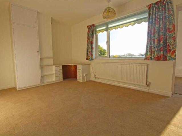 3 bedroom semi detached house for rent in Woodgrange Drive, Southend On Sea, SS1