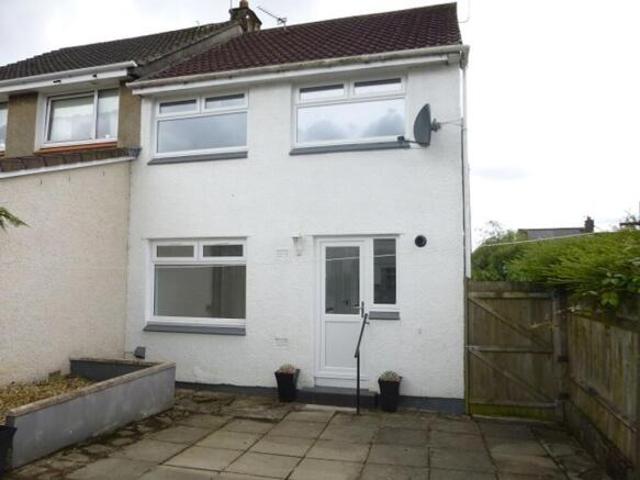 3 bedroom semi detached house for rent in Woodhill Road, Bishopbriggs, G64