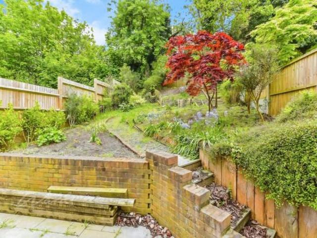 3 bedroom semi detached house for rent in Woodlands Road Tonbridge TN9