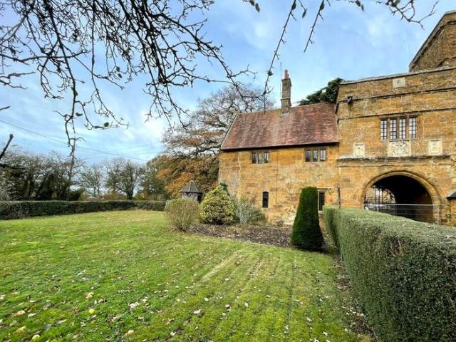 3 bedroom semi detached house for rent in Wormleighton, CV47