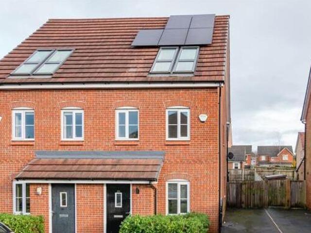 3 Bedroom Semi detached House For Rent In Worsley