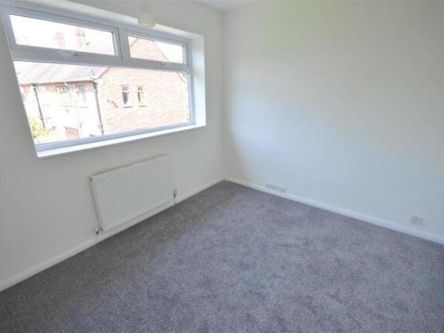 3 bedroom semi detached house for rent in Wythenshawe Road, Manchester, M23
