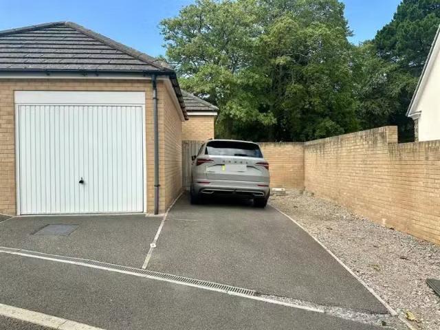 3 bedroom semi detached house for rent in York Rise, Bideford.
