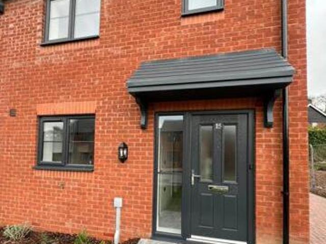 3 Bedroom Semi detached House For Rent In Abby Road
