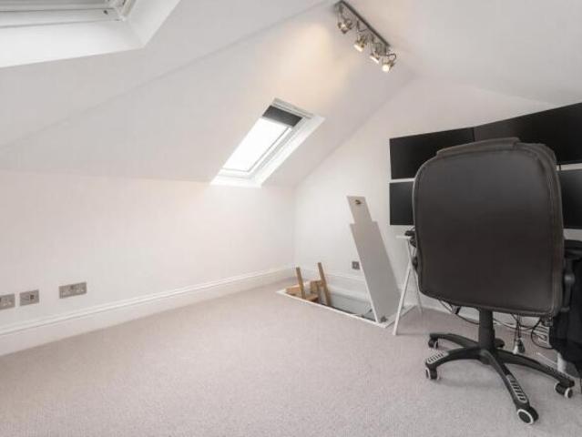 3 bedroom semi detached house for rent in Alma Road, St Albans, Herts, AL1