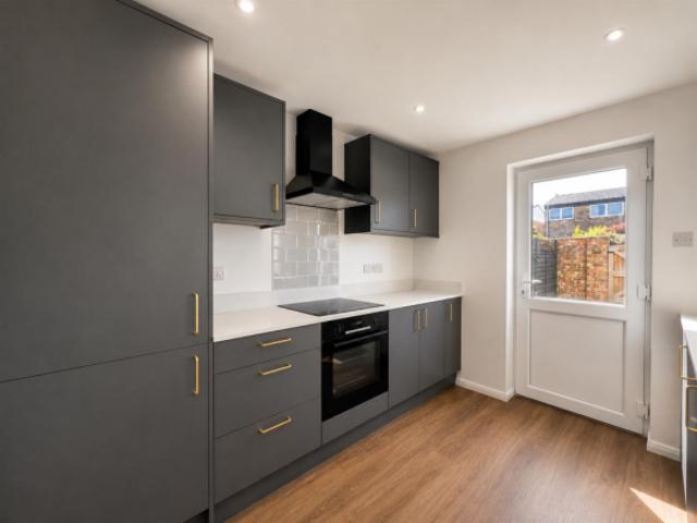 3 bedroom semi detached house for rent in Albury Walk, Norwich, NR4