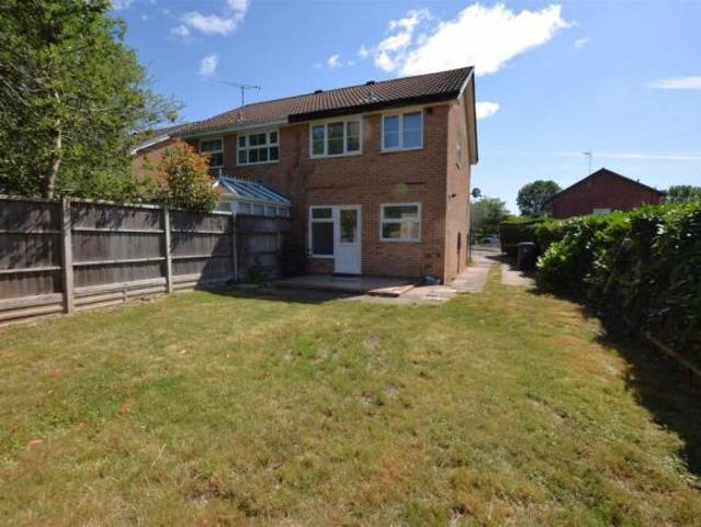 3 bedroom semi detached house for rent in Appledore Drive Allesley Green Coventry, CV5
