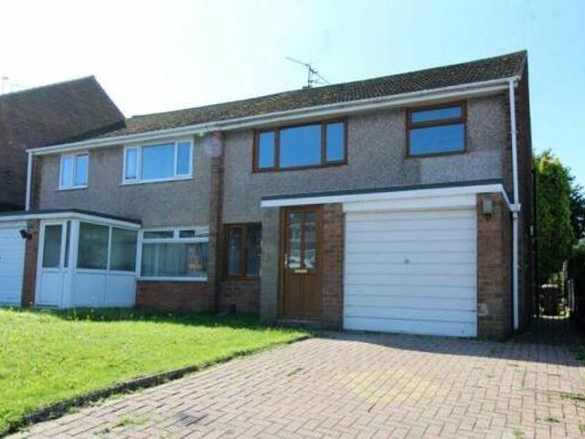 3 Bedroom Semi detached House For Rent In Arnold, Nottingham