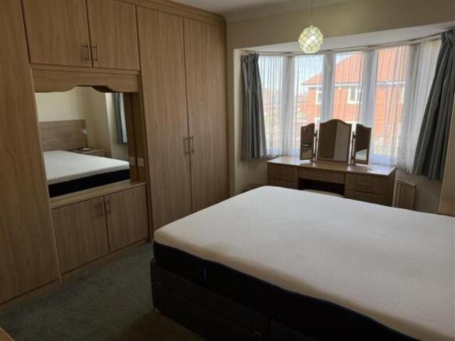 3 bedroom semi detached house for rent in Arnside Place, York, YO10
