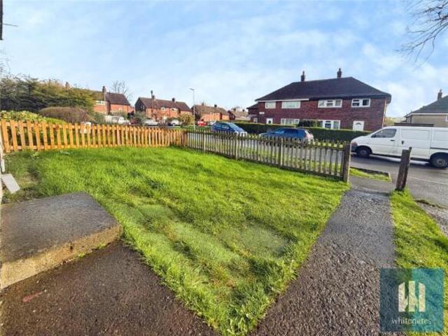 3 bedroom semi detached house for rent in Arkenmore, Dalton, Huddersfield, HD5