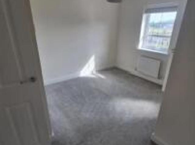 3 bedroom semi detached house for rent in Bailey Crescent, Appleton, Warrington, WA4