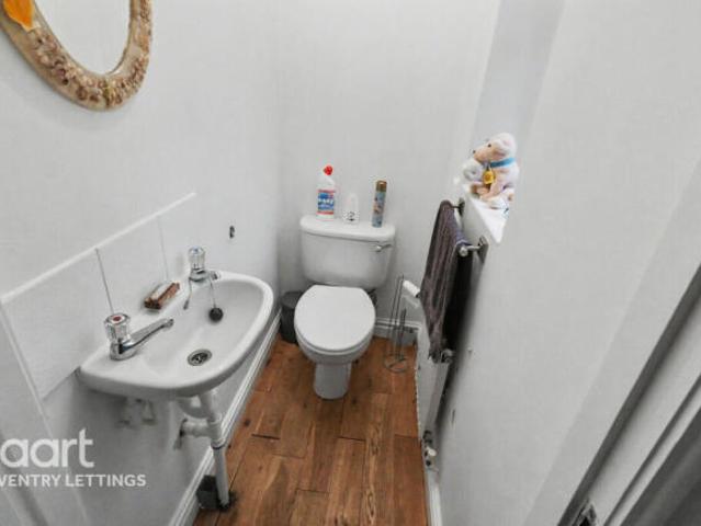 3 bedroom semi detached house for rent in Baseley Way, COVENTRY, CV6