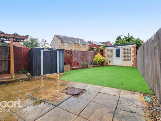 3 bedroom semi detached house for rent in Bath Road, Lincoln, LN4