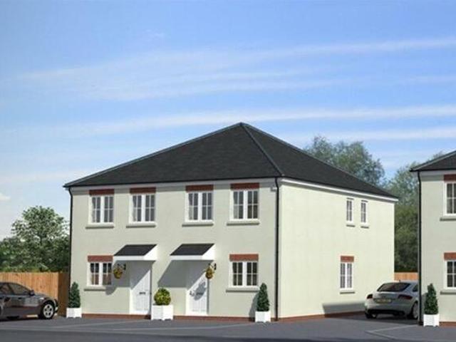3 Bedroom Semi detached House For Rent In Benwick
