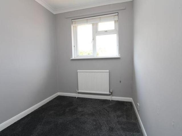 3 bedroom semi detached house for rent in Beck Close, Leicester, LE2 9NQ, LE2