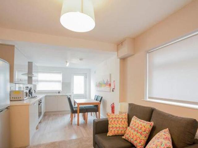 3 Bedroom Semi detached House For Rent In Beeston, Nottingham