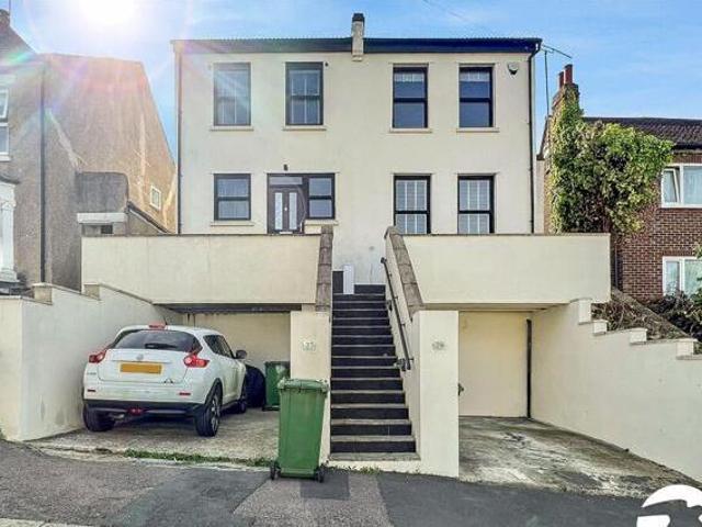3 Bedroom Semi detached House For Rent In Belvedere
