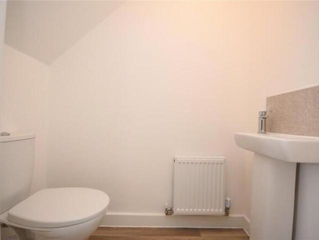 3 bedroom semi detached house for rent in Bethel Close, Bradford, West Yorkshire, BD4